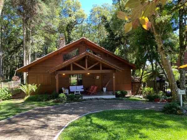 Casa Estilo Canadense - Canela - Canela