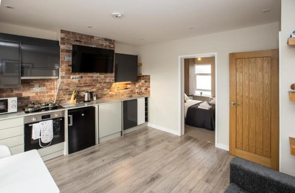 Bright And Luxurious Flat In The Heart Of Reading - Henley-on-Thames