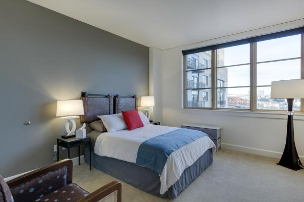 Renu Suites At The Burlington Portland - Portland, OR