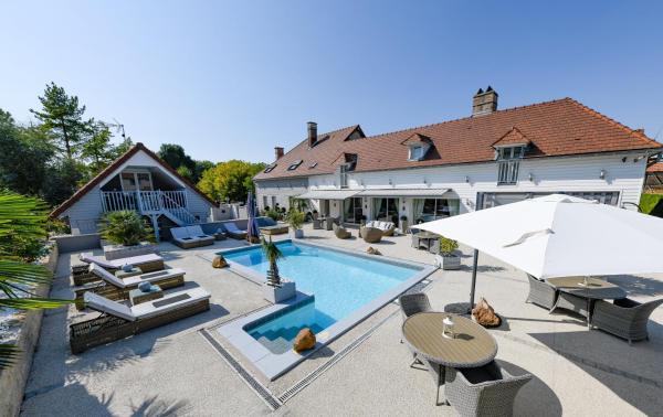 Gîte De La Villa De La Croix Avec Piscine Et Parking à 4 Minutes De L'a26 - Troyes