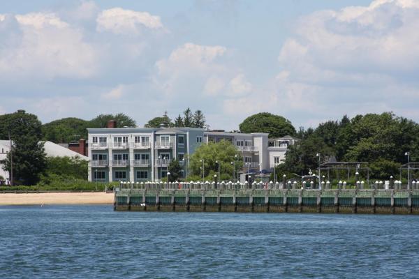 The Harbor Front Inn - The Hamptons, NY