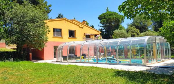 Rare - Escale Bicolore - Bas De Villa Privé Proche De Cassis - Piscine Chauffée Pendant L'été - Aubagne