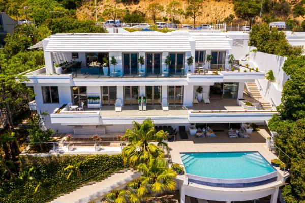 Clifton Yolo Spaces - Clifton Mansion Villa - Camps Bay
