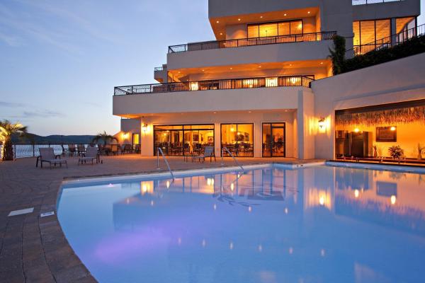 D'monaco Resort Condos On Table Rock Lake - Omaha, AR