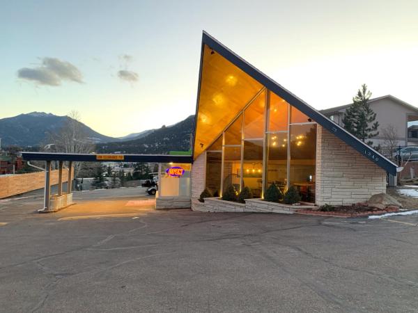 Coyote Mountain Lodge - Estes Park, CO