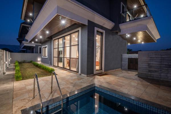 Stayvista's Hillside Cove - Mountain-view Villa With Plunge Pool & Kids Zone - Maharashtra