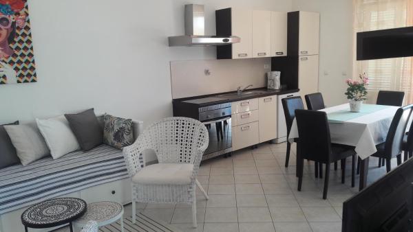 Apartman Barbat-za Cijelu Obitelj - Rab