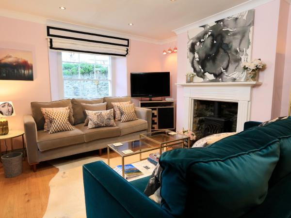 16 Courtenay Street - Salcombe