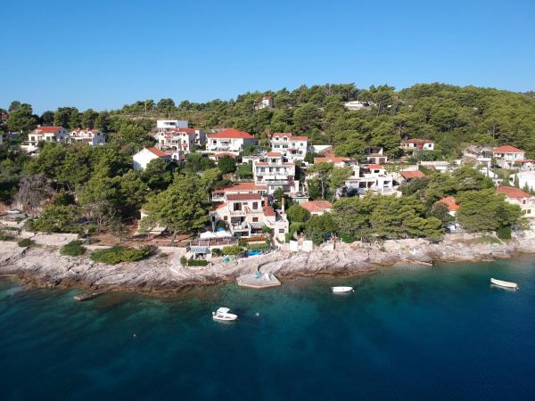 Beachfront House Pope B&b - Brač