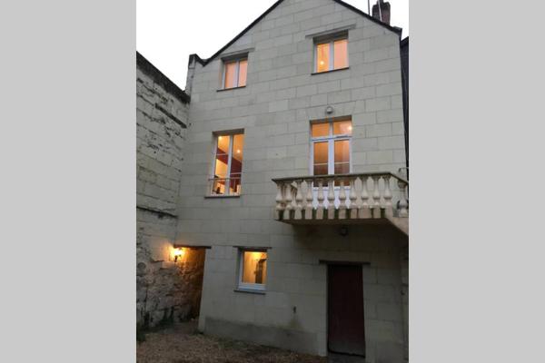 Jolie Maison Tuffeau Centre De Saumur Avec Local Vélos - Saumur