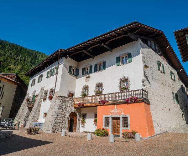 Palazzo Lodron Bertelli. Dimora Storica & Spa - Pinzolo