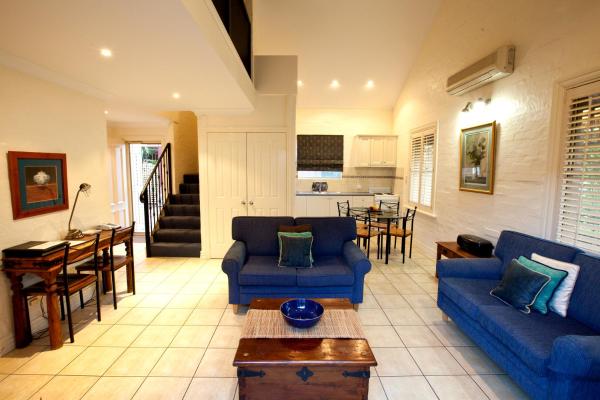 2 Bedroom Apartment C At Country Apartments - Dubbo