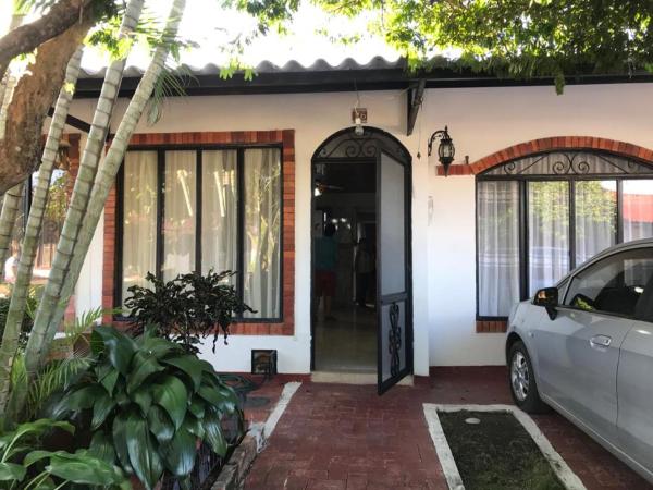 Casa Santa Mónica - Flandes