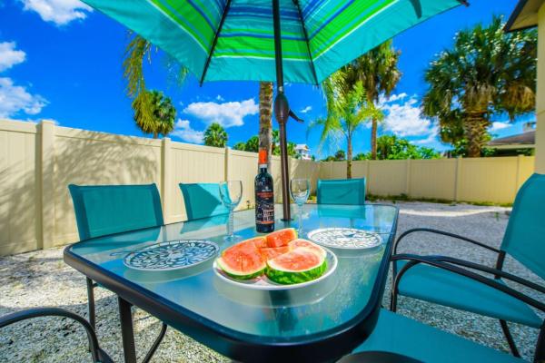 Lido Dream Getaway Duplex S - Sarasota, FL