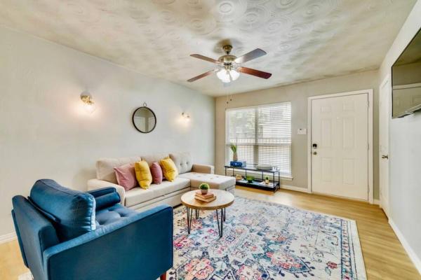 Urban Relaxation 2 Br Apartment - Dallas, TX