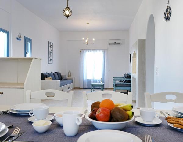Flora Apartments | Dahlia - Paros