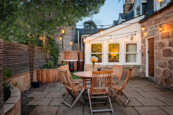 Riverside Cottage With Wood Fired Hot Tub In Cairngorms - Ballater