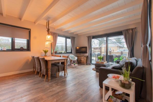 Stijlvol Ingerichte Bungalow In Baarland - Terneuzen