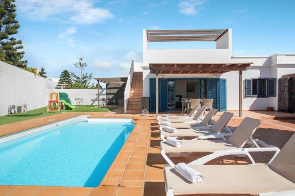 Villa Alegranza - Playa Blanca, Las Palmas, Spain