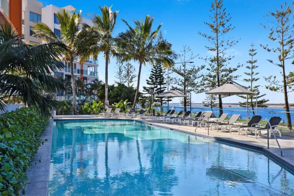 Silvershore Apartments On The Broadwater - Gold Coast