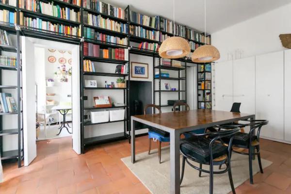 Guesthost - Porta Ticinese Balcony Apartment - Monza