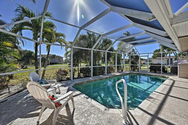 Sunny Marco Island Oasis < 2 Miles To Beach! - Marco Island, FL