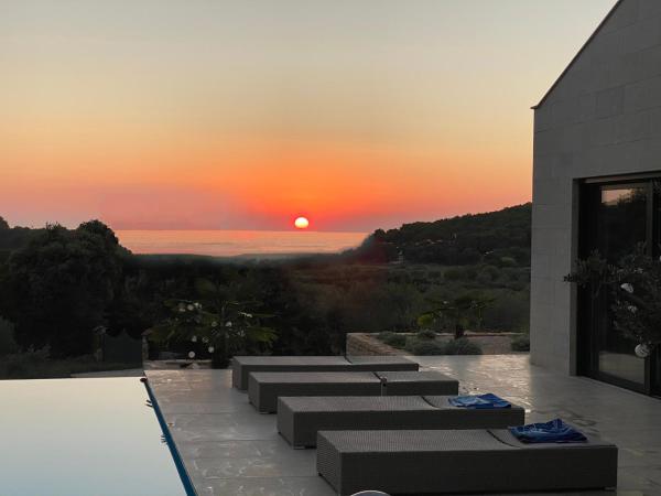 Villa Tramonto With Heated Saltwater Pool - Vrsar
