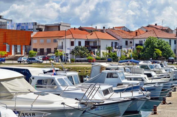 Apartments Desa 572 - Biograd na Moru