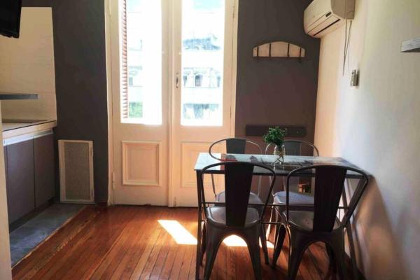 Duplex En Centro Histórico Y Turístico Sobre Av De Mayo - Buenos Aires
