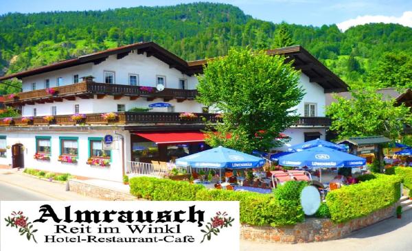 Hotel Almrausch - Reit im Winkl