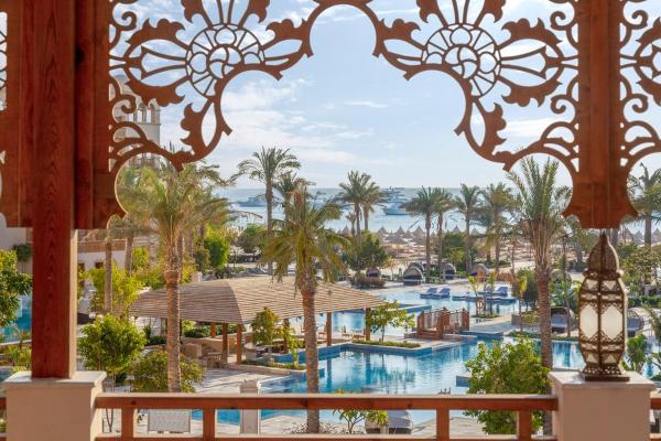 Grand Palace - Couples Only 18 Years Plus - Hurghada