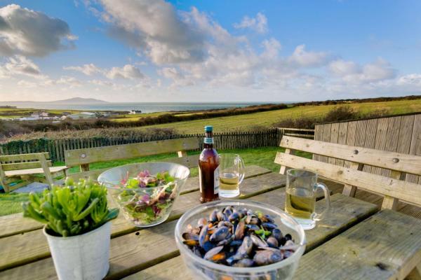 Bwthyn Bach - Holyhead