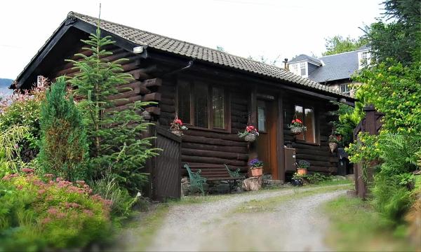 An Carraig Log Cabin - Loch Lomond