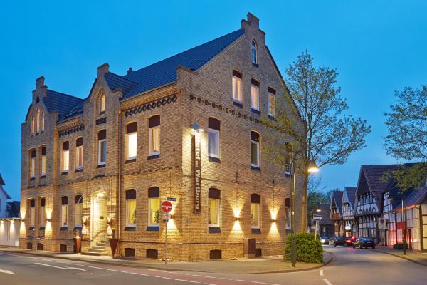 Hotel Zur Wartburg - Langenberg