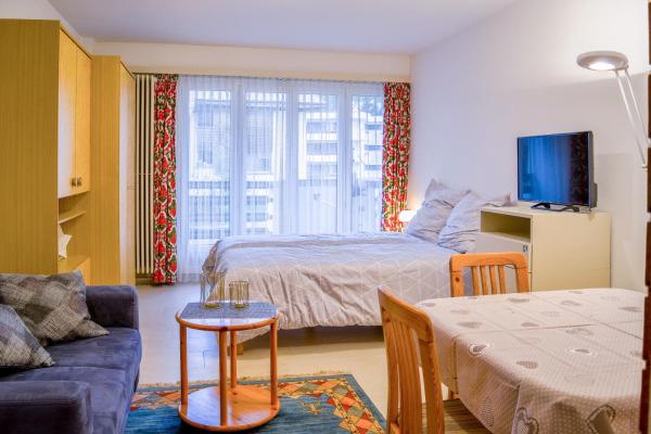Willkommen-gemütlich, Balkon, Parkplatz Direkt In St Moritz - Sankt Moritz
