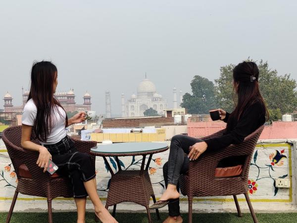 Joey's Hostel Agra - 200m From Taj Mahal - Rajasthan