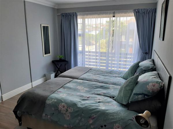 Surfers Paradise - Jeffreys Bay