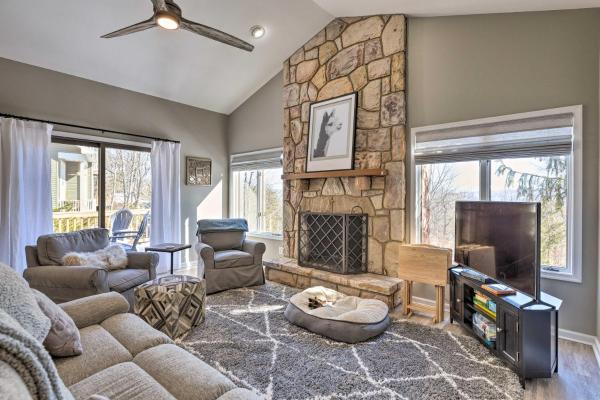 Massanutten Resort Home With Deck And Mountain Views! - Massanutten, VA
