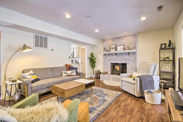 Modern Mountain Retreat With Deck And Hot Tub! - Avon Lake, Washington