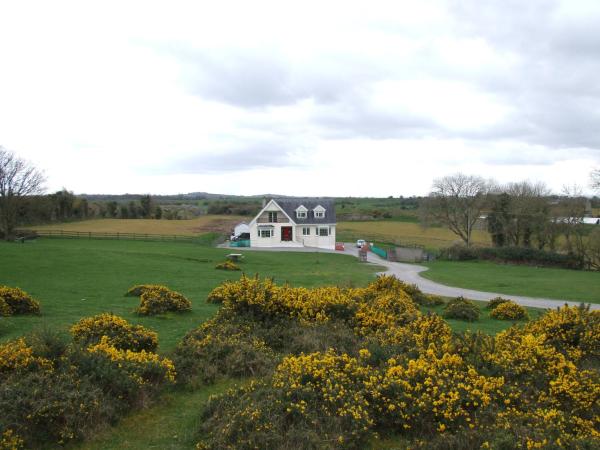 The Curragh Country House Accommodation - Kildare