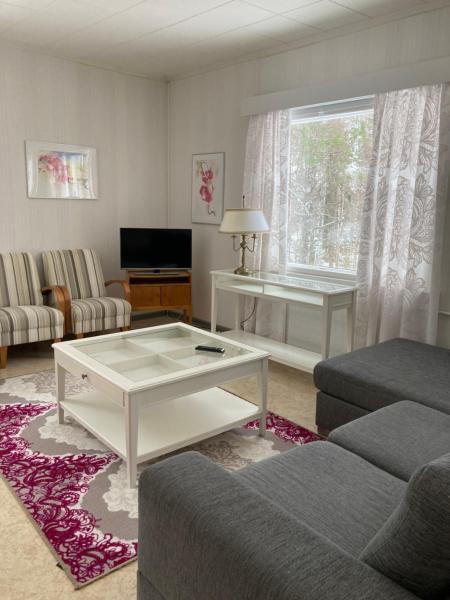 Suutalan Mansikkatalo Apartment - Near Tuuri - Töysä