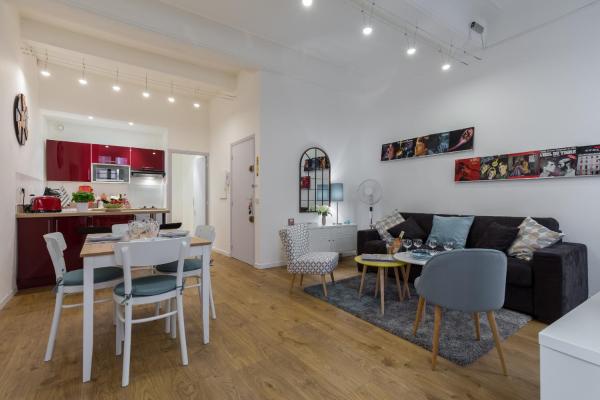 Large One Bedroom Flat In The Old Town - Nice