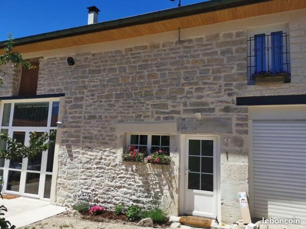 Charmant Appartement Dans Maison De Village - Clairvaux-les-Lacs