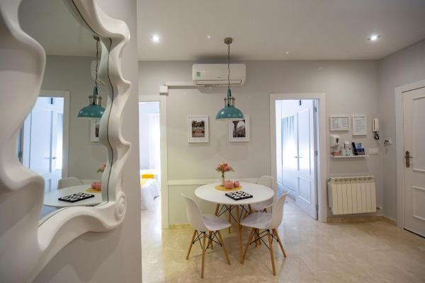 Majestuosa Alhambra Nuevo Apartamento - Grenada