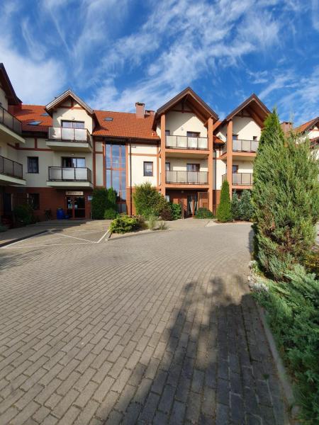 Sztutowo Lazurowy Dwór - Apartamenty Oraz Pokoje Z Parkingiem - Mazury