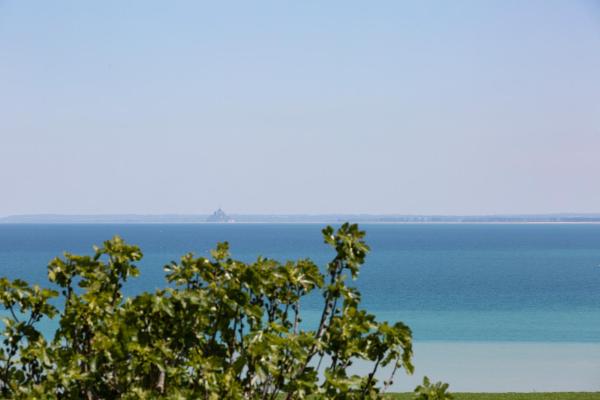 La Metairie-du-vauhariot - Vue Mer Et Mont Saint Michel - Piscine Chauffée - Accès Gr34 - Saint-Benoît-des-Ondes