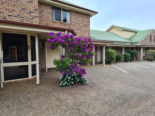 Country Gardens Motor Inn - Toowoomba