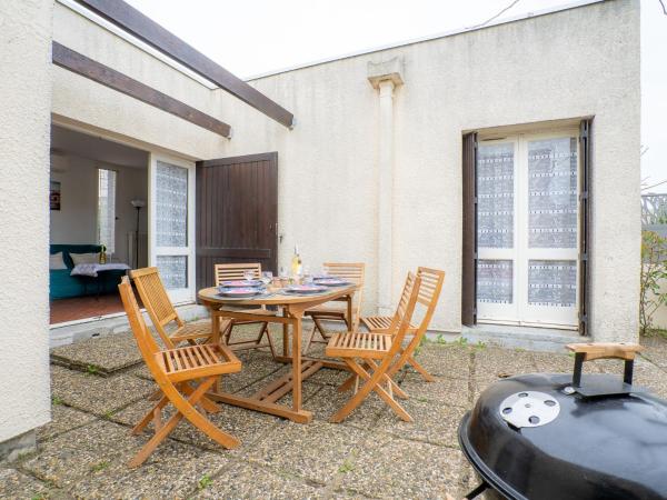 Maison Méditerranéenne 60m² Avec Patio Et Parking Privé, à 5min De La Plage, 3 Pièces Confortables - Fr-1-307-6 - Port Camargue