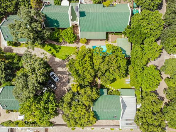 Sunninghill Guest Lodges - Midrand