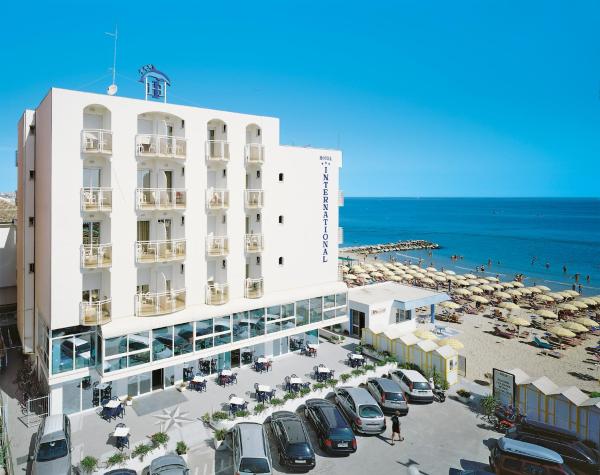 Hotel International Direttamente Sulla Sabbia - Cattolica
